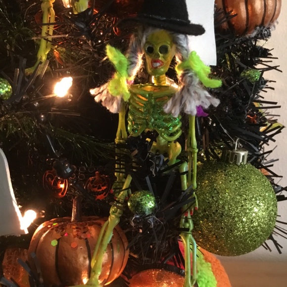 Hand Crafted | Holiday | New Halloween Skeleton Tree Hand Crafted 26 ...